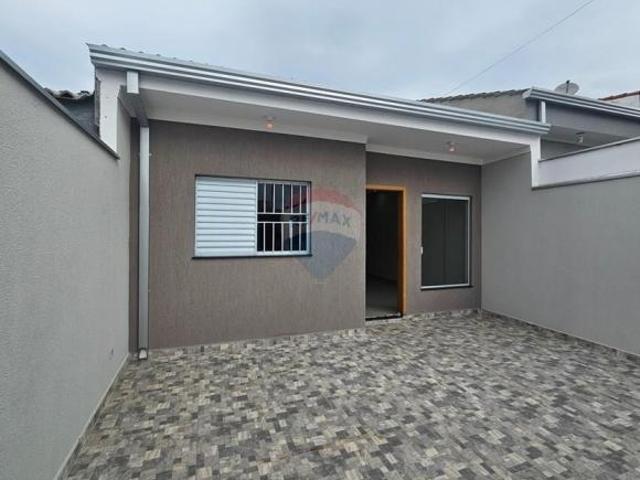 Casa para venda em Jardim Residencial Villa Amato de 98.00m² com 3 Quartos, 1 Suite e 2 Garagens