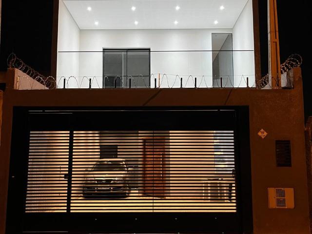 Casa para venda em Jardim Residencial Vivenda Do Itavuvu em Sorocaba São Paulo de 190.00m² com 4 Quartos, 1 Suíte e 3 Garagens