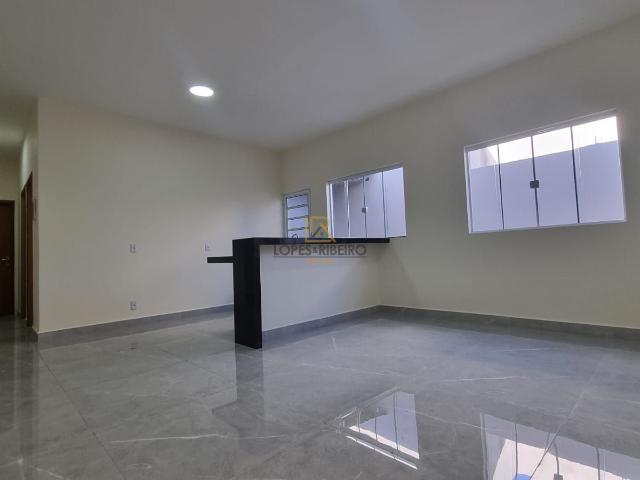 Casa para venda em Jardim Riviera em Botucatu São Paulo de 70.00m² com 2 Quartos, 1 Suíte e 2 Garagens