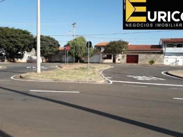Casa para venda em JARDIM STELLA de 210.00m² com 4 Quartos, 1 Suite e 3 Garagens