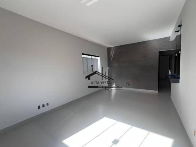 Casa para venda em Jardim Sucupira, Uberlândia