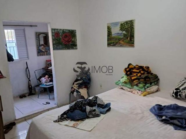 Casa para venda em Jardim Suécia de 90.00m² com 2 Quartos e 2 Garagens