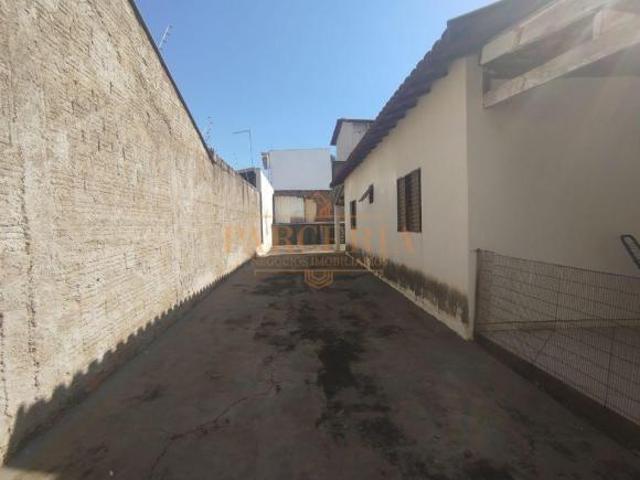 Casa para venda em Jardim Sumare de 42.00m² com 2 Quartos e 3 Garagens
