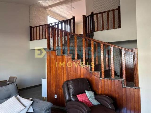 Casa para venda em Jd Sumare de 391.00m² com 5 Quartos, 5 Suites e 3 Garagens