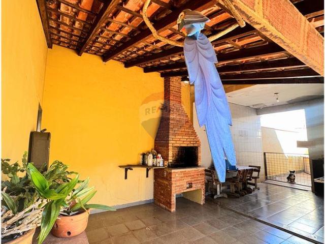 Casa para venda em Jardim Sumaré em Ribeirão Preto São Paulo de 265.00m² com 4 Quartos, 1 Suíte e 4 Garagens