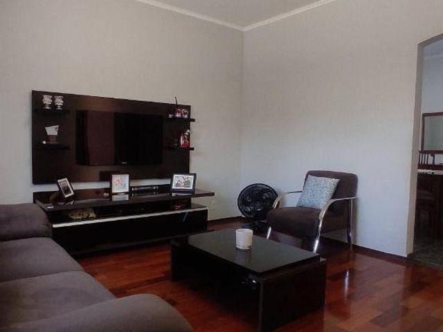 Casa para venda em Jardim São Vito de 176.00m² com 3 Quartos e 3 Garagens