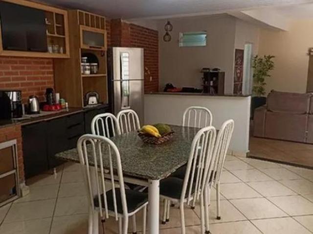 Casa para venda em Jardim São Camilo de 140.72m² com 2 Quartos, 1 Suite e 5 Garagens