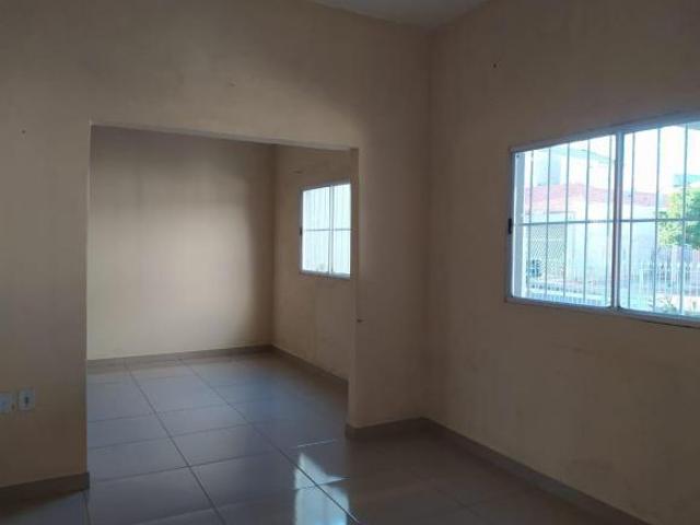 Casa para venda em Jardim São Conrado de 150.00m² com 3 Quartos e 2 Garagens
