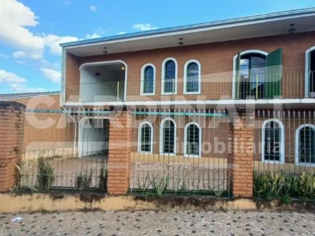 Casa para venda em Jardim São Fernando de 200.00m² com 3 Quartos, 1 Suite e 4 Garagens