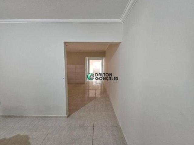 Casa para venda em Jardim São Francisco de 104.00m² com 2 Quartos, 1 Suite e 2 Garagens