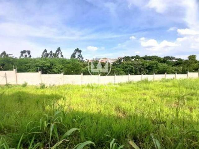 Casa para venda em Jardim São Francisco de 10.00m² com 1 Quarto, 1 Suite e 1 Garagem