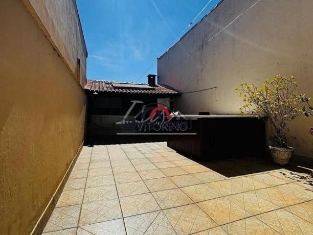 Casa para venda em Jardim São Francisco de 163.00m² com 3 Quartos e 2 Garagens