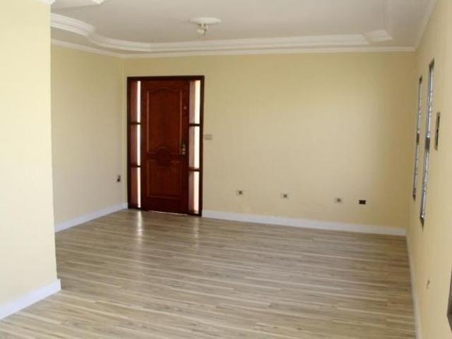 Casa para venda em Jardim São Francisco de 177.00m² com 3 Quartos e 1 Suite