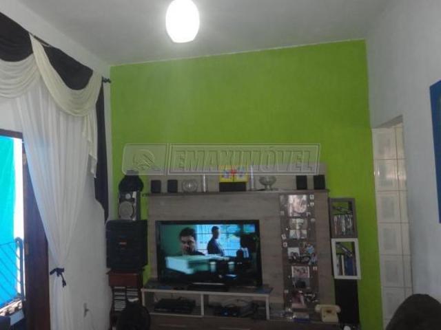 Casa para venda em Jardim São Guilherme de 104.00m² com 2 Quartos e 2 Garagens