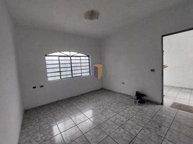 Casa para venda em Jardim São Guilherme de 156.00m² com 3 Quartos, 1 Suite e 3 Garagens