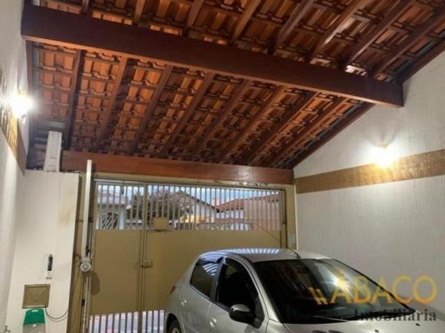 Casa para venda em Jardim São João Batista de 67.95m² com 2 Quartos, 1 Suite e 2 Garagens