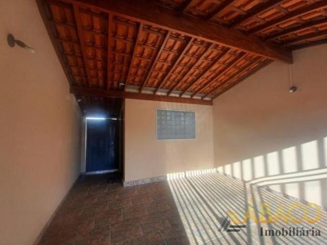 Casa para venda em Jardim São João Batista de 80.00m² com 2 Quartos e 1 Garagem