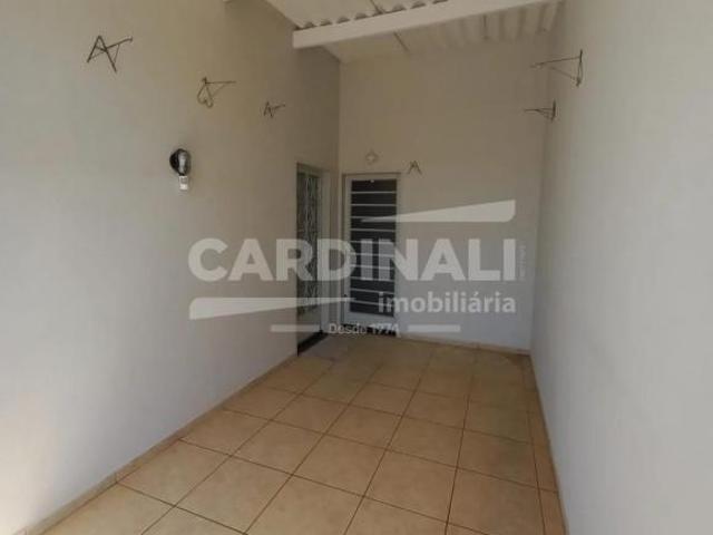 Casa para venda em Jardim São João Batista de 82.00m² com 2 Quartos, 1 Suite e 1 Garagem