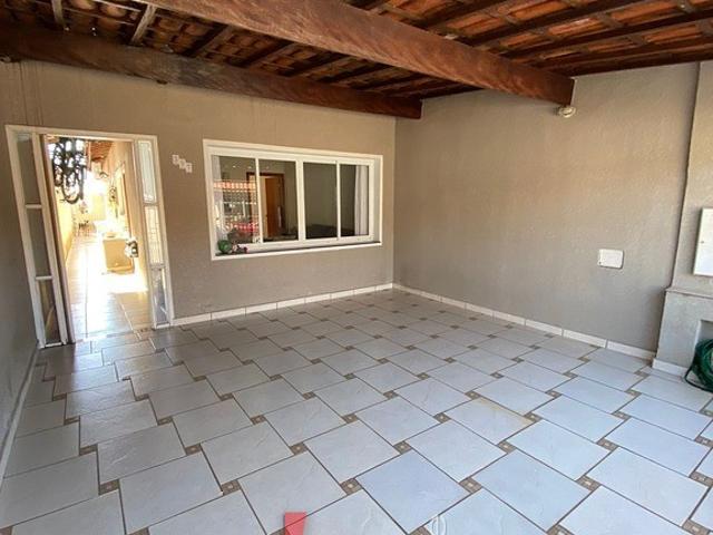 Casa para venda em Jardim São Lourenço em Bragança Paulista São Paulo de 100.00m² com 2 Quartos e 2 Garagens