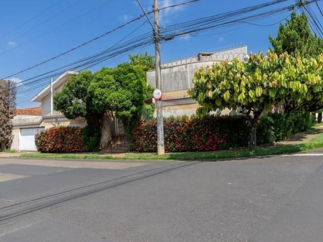 Casa para venda em Jardim São Luiz de 229.30m² com 3 Quartos e 5 Garagens
