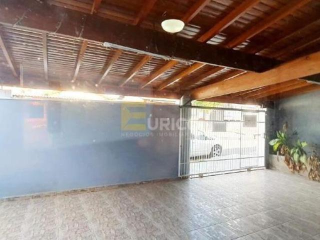 Casa para venda em Jardim São Marcos de 141.00m² com 3 Quartos, 1 Suite e 2 Garagens