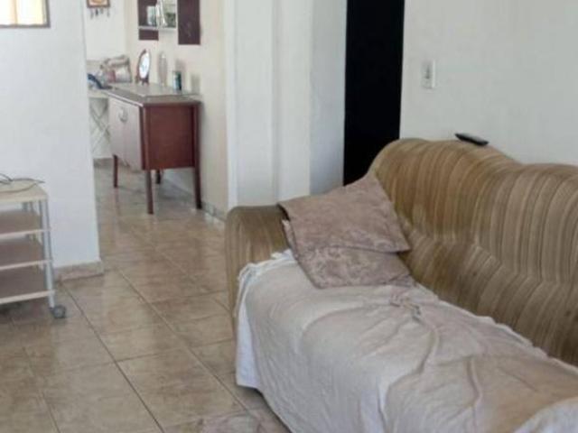 Casa para venda em Jardim São Marcos de 158.00m² com 3 Quartos, 1 Suite e 4 Garagens