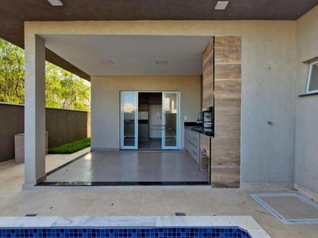 Casa para venda em Jardim São Marcos de 164.00m² com 3 Quartos, 3 Suites e 4 Garagens