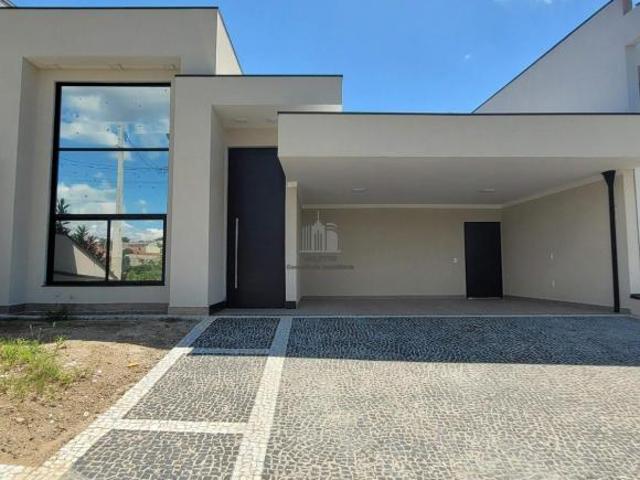 Casa para venda em Jardim São Marcos de 189.47m² com 3 Quartos, 3 Suites e 4 Garagens