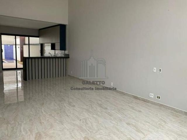 Casa para venda em Jardim São Marcos de 195.00m² com 3 Quartos, 3 Suites e 4 Garagens