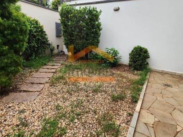 Casa para venda em Jardim São Paulo de 206.00m² com 3 Quartos, 1 Suite e 4 Garagens