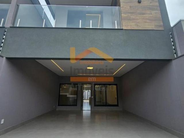 Casa para venda em Jardim São Paulo de 220.00m² com 3 Quartos, 3 Suites e 4 Garagens