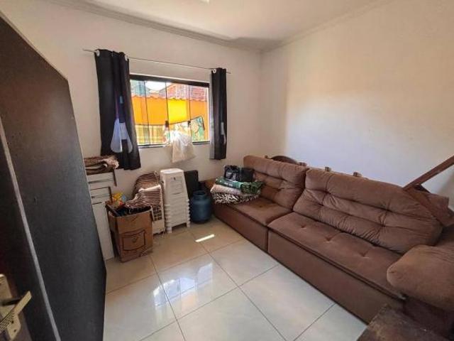 Casa para venda em Jardim São Pedro de 200.35m² com 3 Quartos, 1 Suite e 3 Garagens