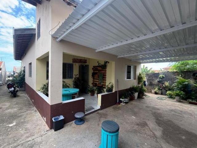 Casa para venda em Jardim São Pedro De Viracopos de 310.00m² com 4 Quartos, 1 Suite e 2 Garagens