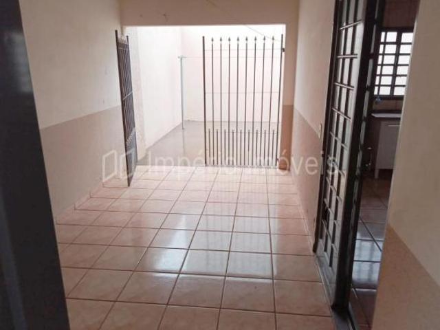 Casa para venda em Jardim São Rafael Ii de 107.00m² com 3 Quartos e 2 Garagens