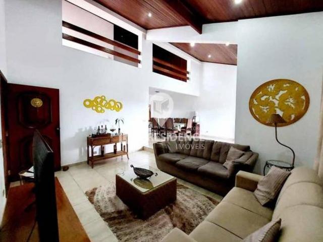 Casa para venda em Jardim Salessi de 287.00m² com 4 Quartos, 2 Suites e 5 Garagens