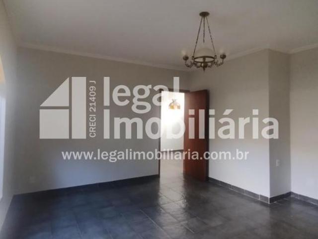 Casa para venda em Jardim Salgado Filho de 139.00m² com 3 Quartos e 3 Garagens