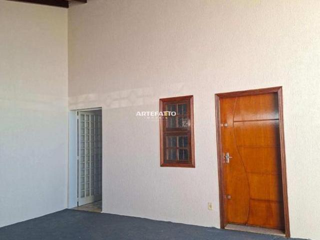 Casa para venda em Jardim Samello V de 150.00m² com 3 Quartos e 3 Garagens