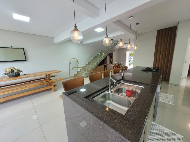 Casa para venda em Jardim San Marco em Ribeirão Preto São Paulo de 230.00m² com 3 Quartos, 1 Suíte e 4 Garagens