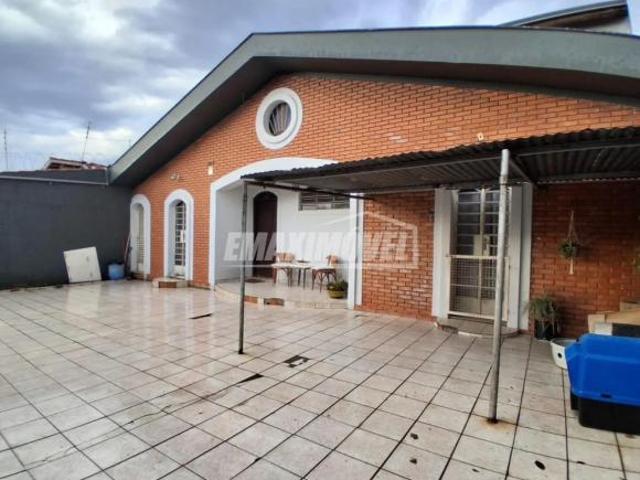 Casa para venda em Jardim Sandra de 240.00m² com 3 Quartos, 1 Suite e 4 Garagens
