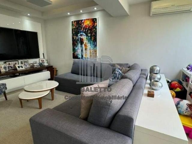 Casa para venda em JARDIM SANTA MARCELINA de 185.00m² com 3 Quartos, 1 Suite e 2 Garagens