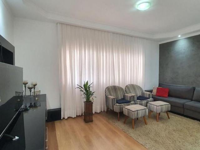 Casa para venda em Jardim Santa Angelina de 243.00m² com 4 Quartos, 3 Suites e 4 Garagens