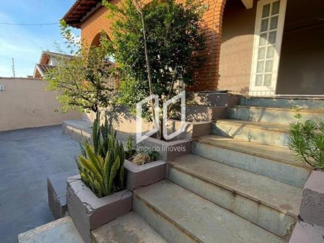 Casa para venda em Jardim Santa Angelina de 274.00m² com 3 Quartos, 1 Suite e 6 Garagens