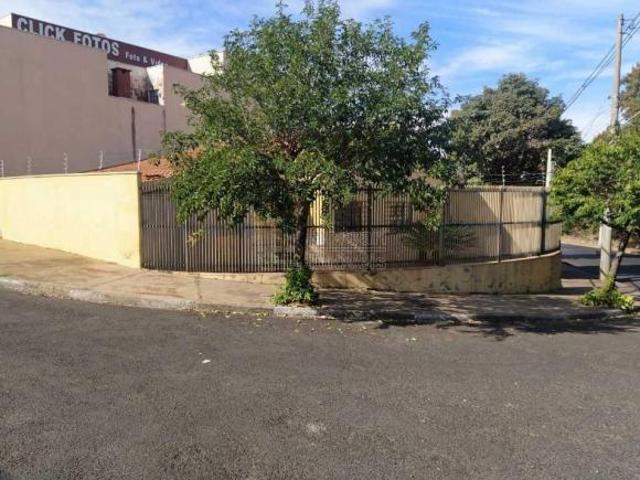 Casa para venda em Jardim Santa Clara vila Xavier de 122.00m² com 2 Quartos, 1 Suite e 2 Garagens