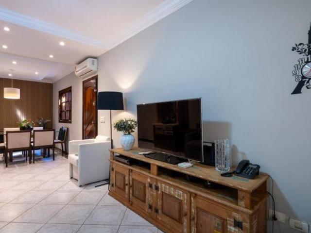 Casa para venda em Jardim Santa Cruz Campo Grande com 3 quartos, sendo 1 suíte, 128m²