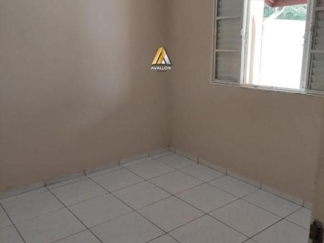 Casa para venda em Jardim Santa Esmeralda de 165.00m² com 3 Quartos, 1 Suite e 3 Garagens