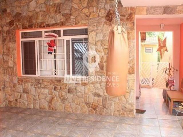Casa para venda em Jardim Santa Filomena de 166.00m² com 3 Quartos, 1 Suite e 2 Garagens