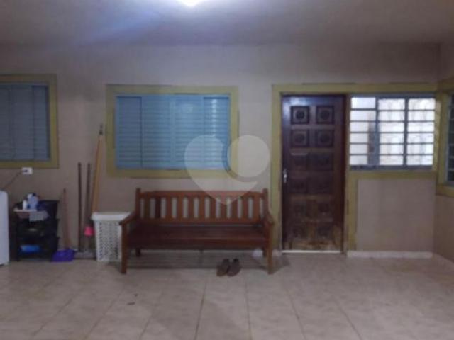 Casa para venda em Jardim Santa Gertrudes de 300.00m² com 3 Quartos, 1 Suite e 6 Garagens