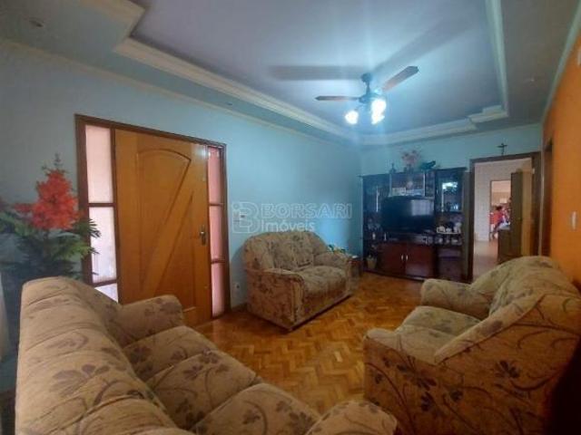 Casa para venda em Jardim Santa Lúcia de 173.00m² com 3 Quartos e 3 Garagens
