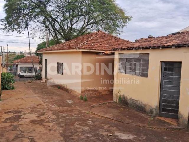 Casa para venda em Jardim Santa Lúcia de 174.00m² com 3 Quartos e 4 Garagens
