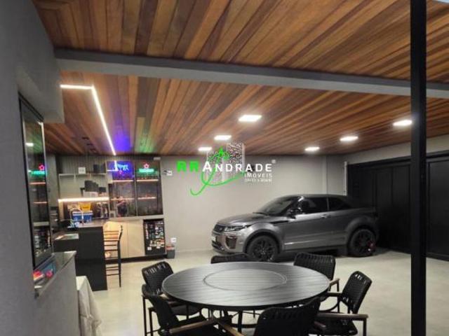 Casa para venda em Jardim Santa Lúcia de 185.00m² com 3 Quartos, 1 Suite e 3 Garagens